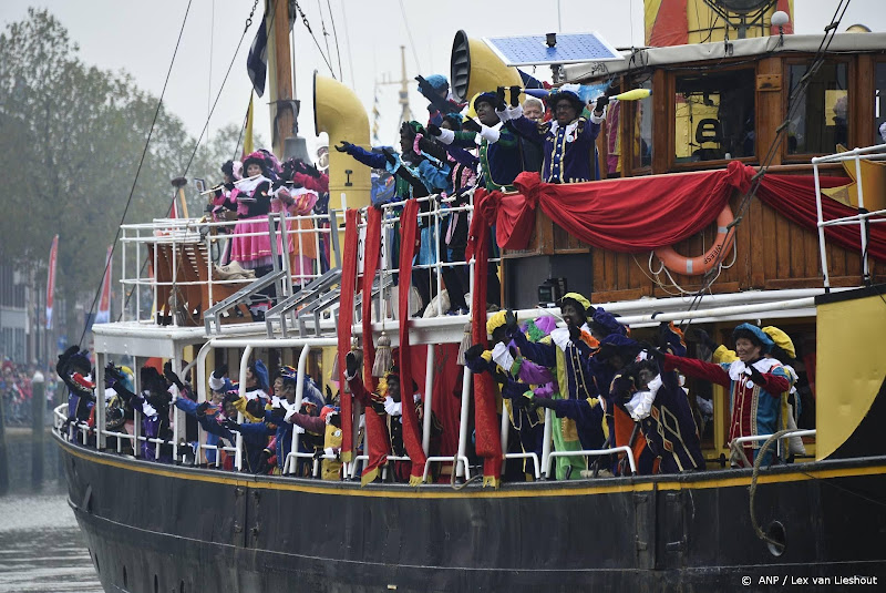 Pakjesboot 12 met vertraging gearriveerd in Nederland | NL Recreatie
